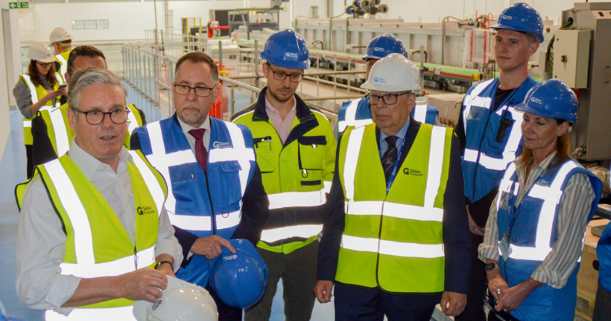UK Prime Minister visits Glass Futures’ pilot facility