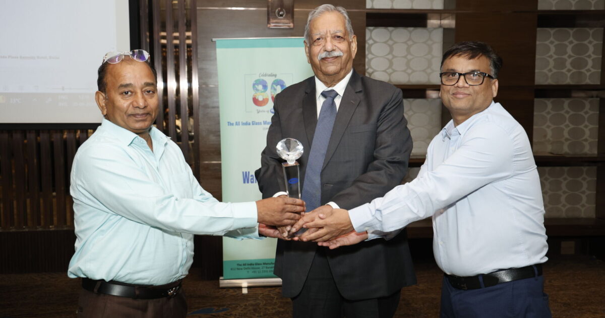Indian association honours glass industry members